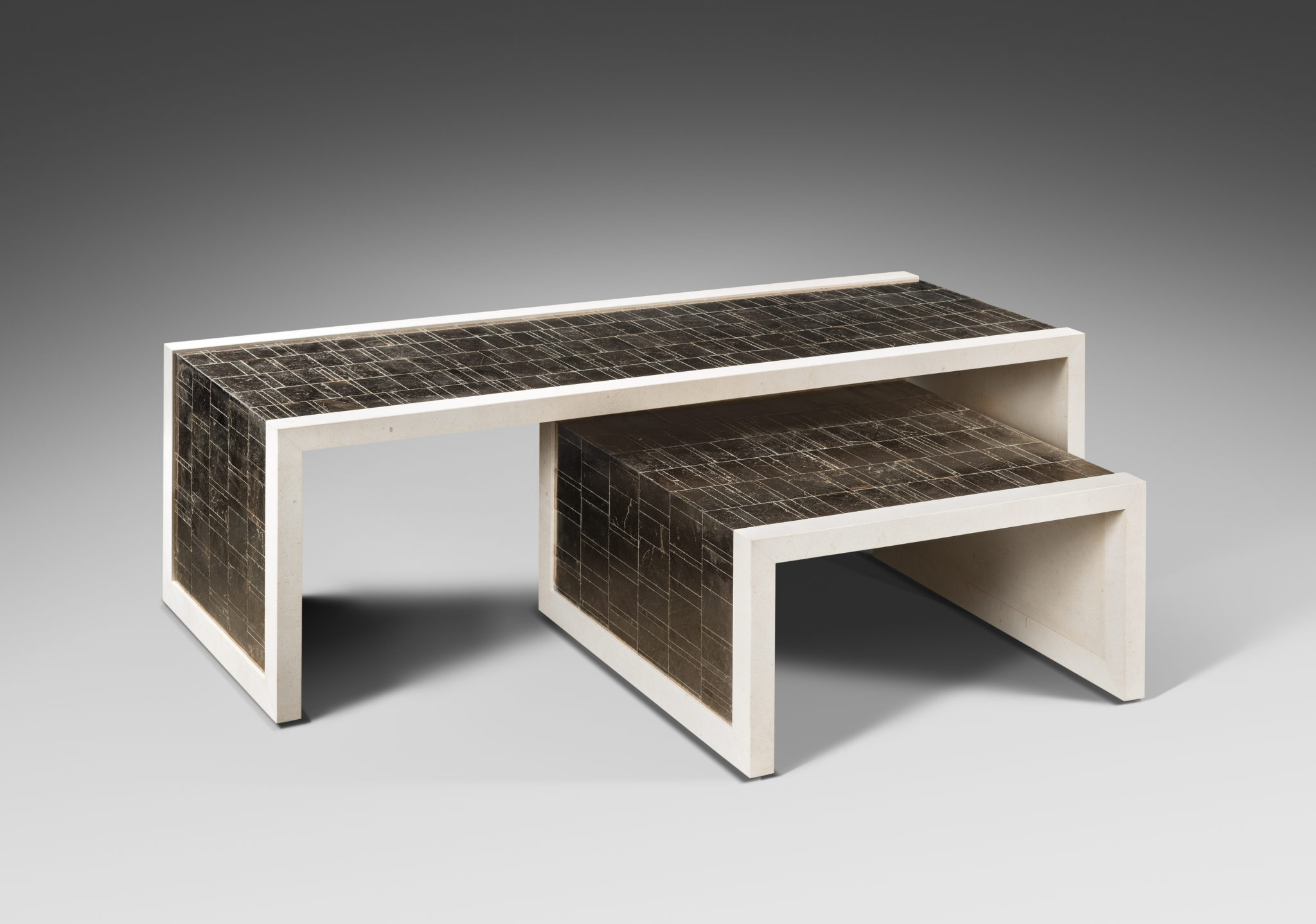 Square Mica table - CHAHAN